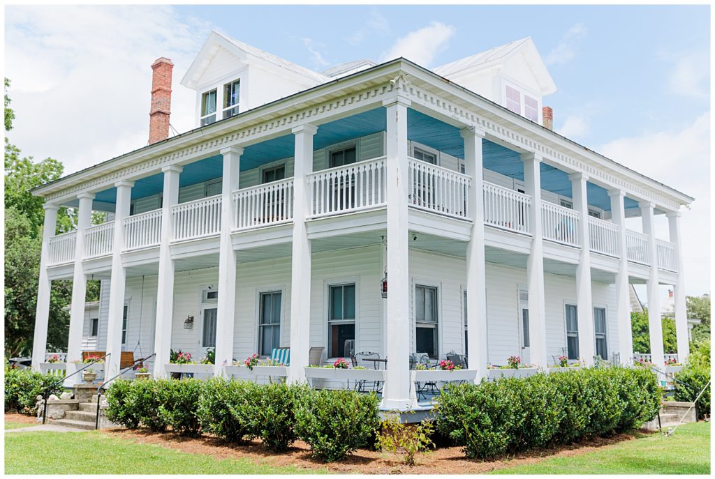 The Stallings House Summer Wedding | Sarah & David - glynnischristensen.com